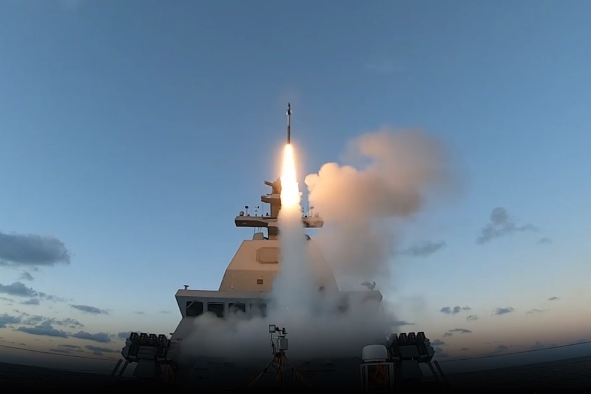 The IDF presents: the first interception of a 'naval dome' from a 'Saar ...